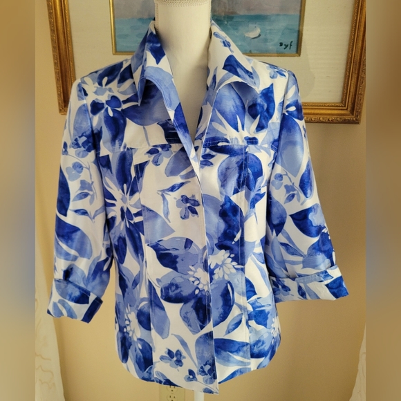 TanJay | Jackets & Coats | Tanjay Blue White Floral Print Open Front ...